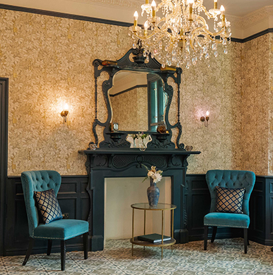 - 61 Durham Hotel